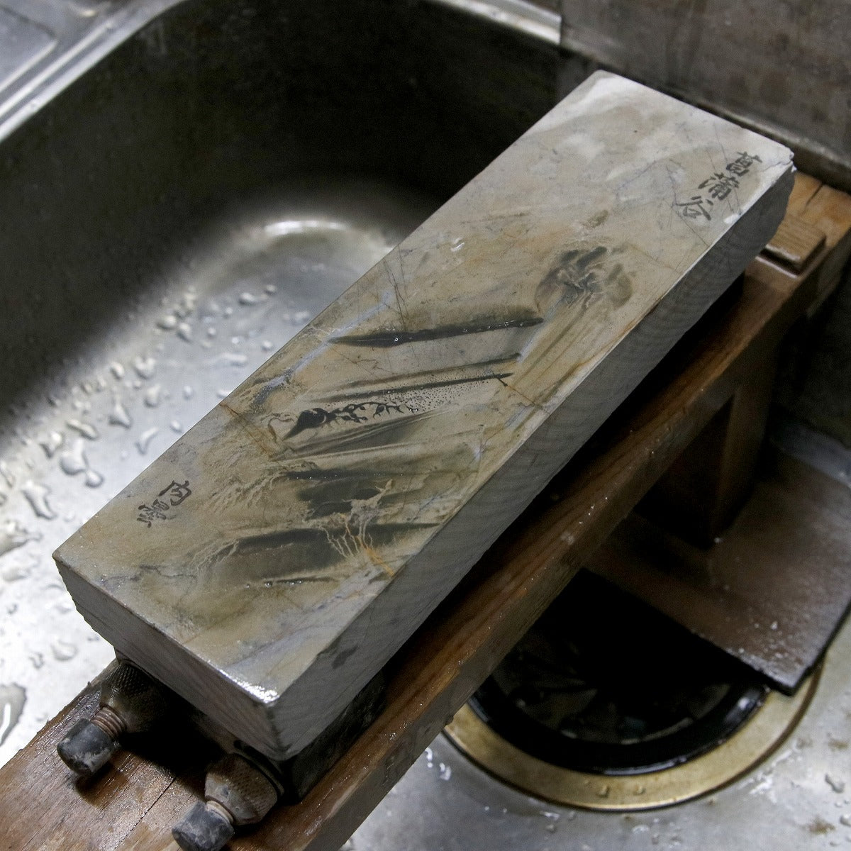 "SYOBUDANI", Tennen Toishi (Japanese Natural Whetstone). Ground layer ...